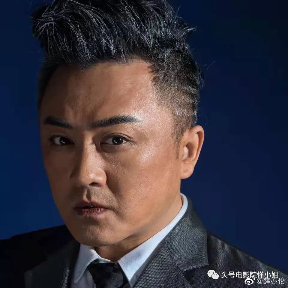 45-year-old Xiao Deng Zi of "Huan Zhu Ge Ge" broadcast live, revealing ...