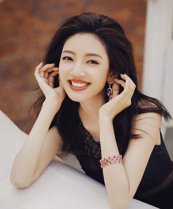 The enviable "ice beauty" Ho Ruixian - iNEWS