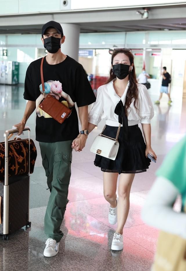 Xiao Li Lin is really spoiled as a girl, puff sleeve shirt with short ...