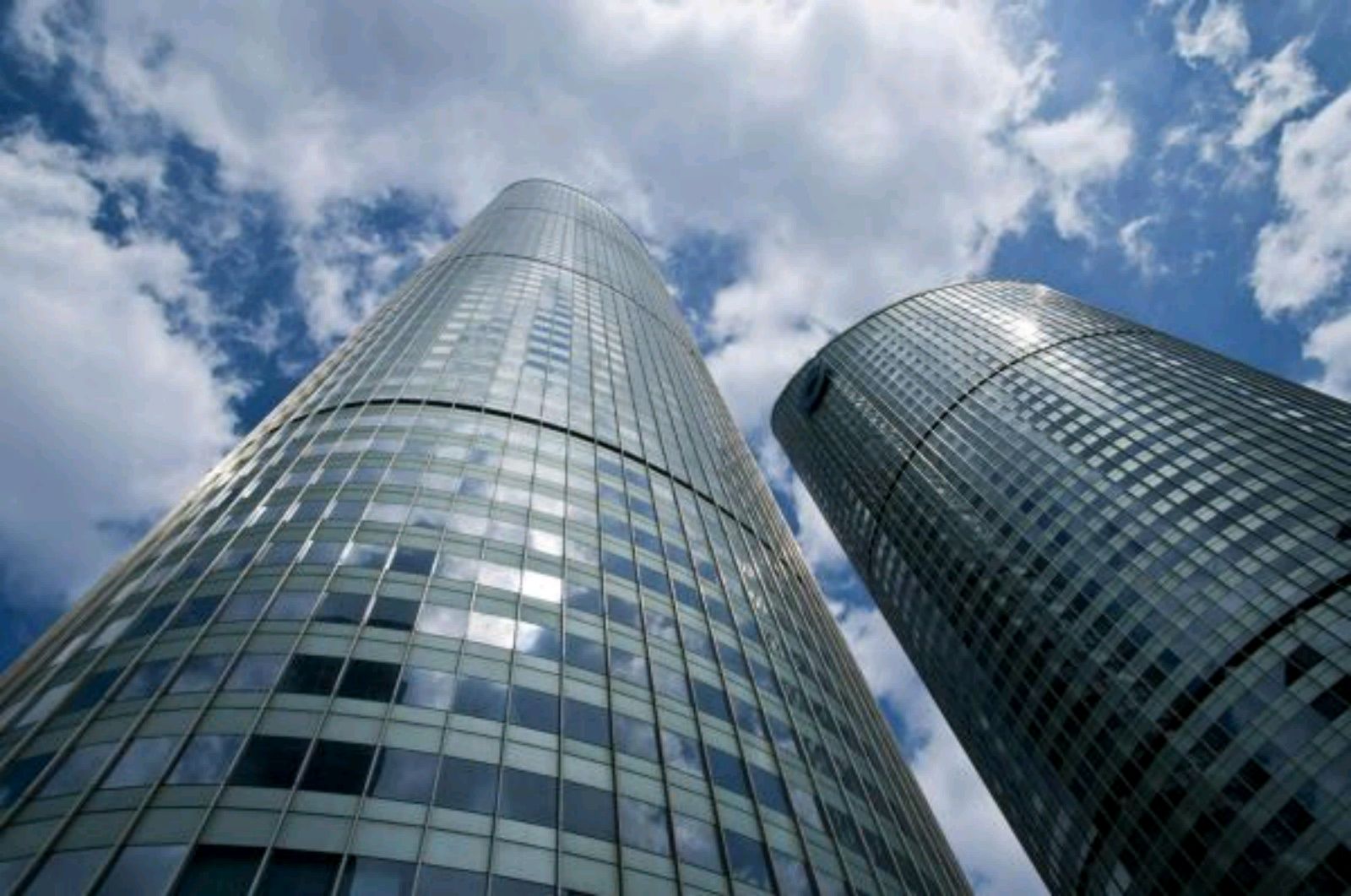 Suzhou has the "Gate of the East", and what "characteristic buildings ...