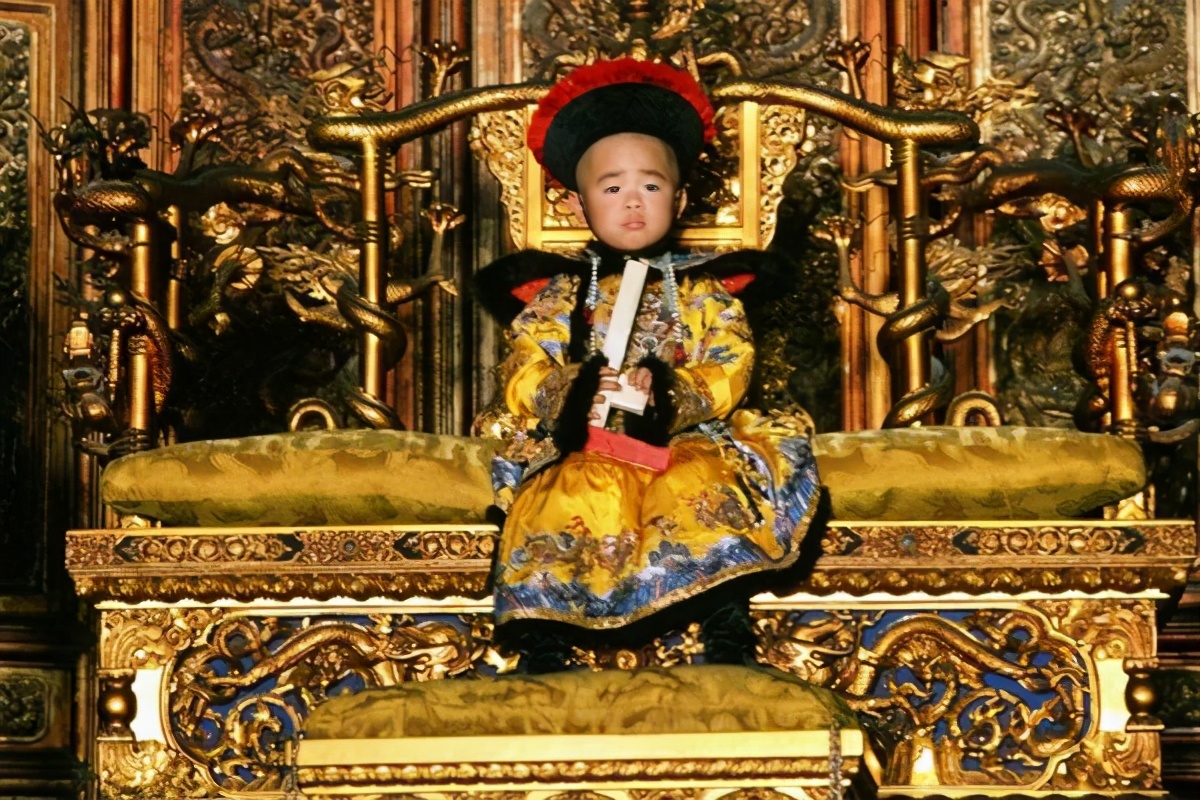 "My life is a dream." Pu Yi, the last emperor of China, a legendary ...