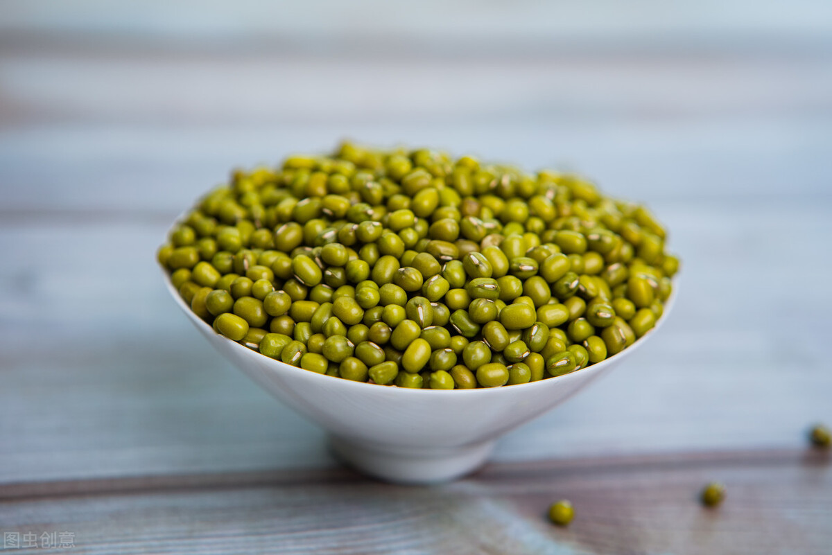 When buying mung beans, should you choose the wrinkled or smooth one ...