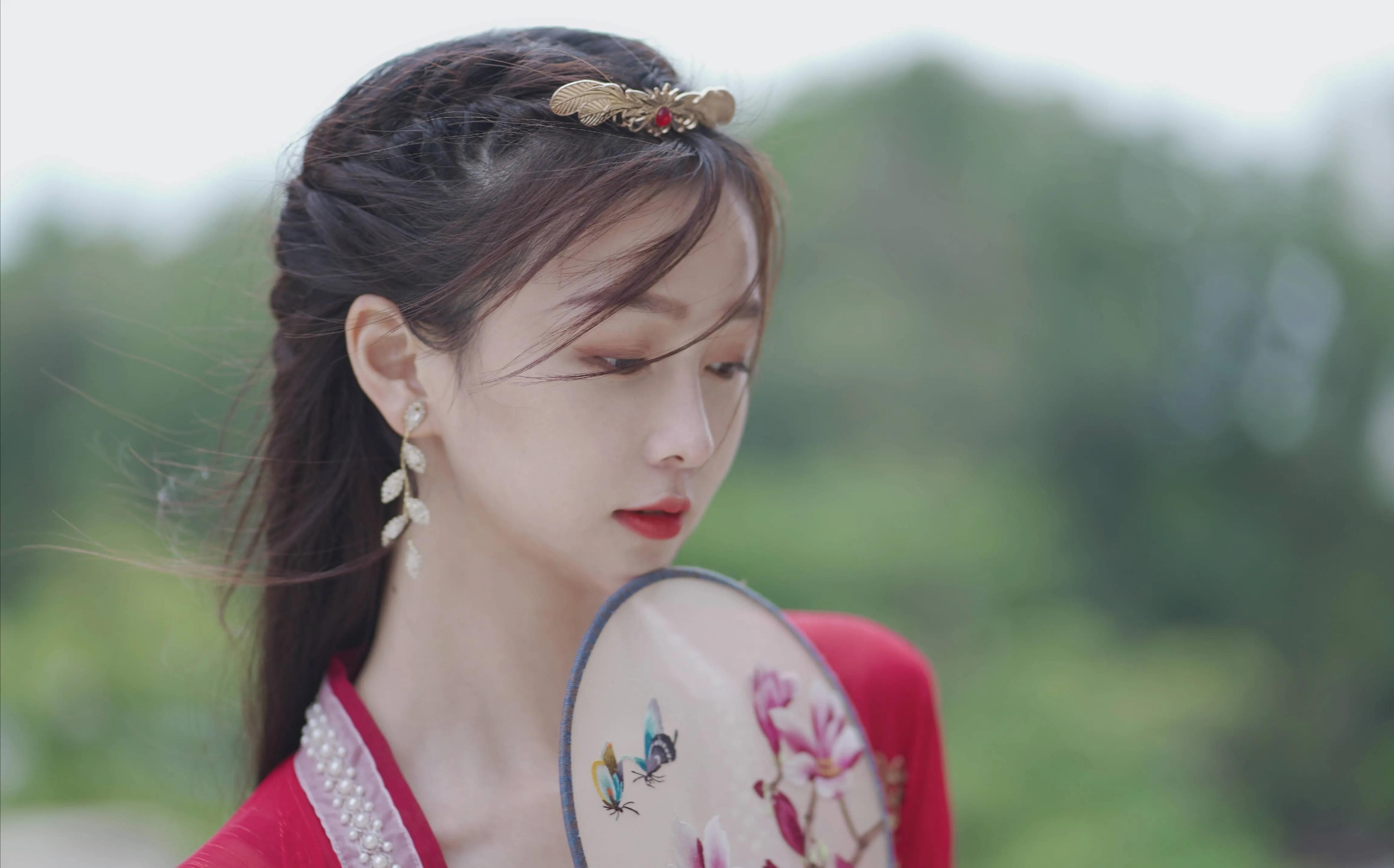 Hubei Beauty Qiu Shiyuan - Female Leading Actress in "East China Sea ...