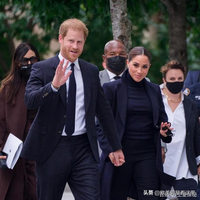 Megan arrived in New York to participate in the event, her ruddy ...