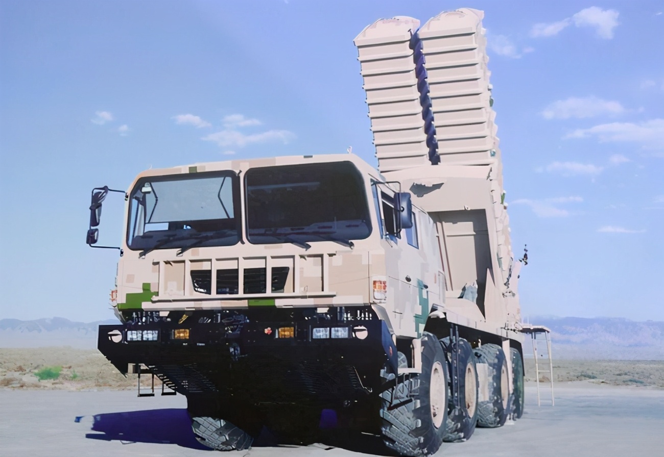 One shot can destroy the tank battalion. The domestic Condor 400 rocket ...