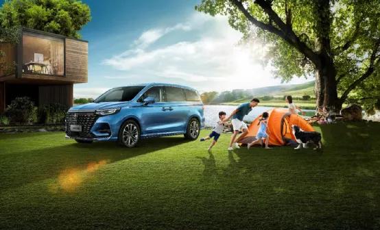 SAIC Roewe brings Roewe i5GT and 2022 iMAX8 to the Chengdu Auto Show - iNEWS