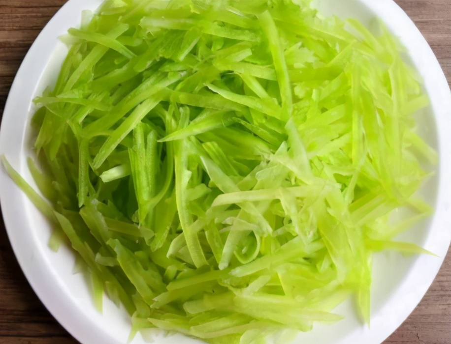 Do I need to blanch the shredded bamboo shoots?Teach you how to do it ...
