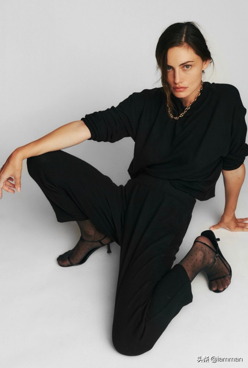 Australian actor and model Phoebe Tonkin - iNEWS