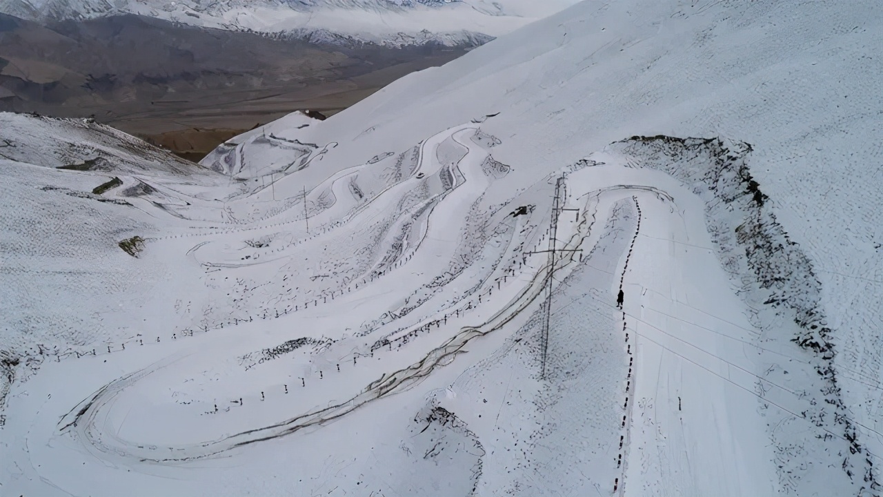 Panlong Ancient Road in Xinjiang, the most beautiful western highway in ...