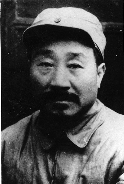 In 1949, the traitor Zhu Datong was shot and executed. Why was he ...