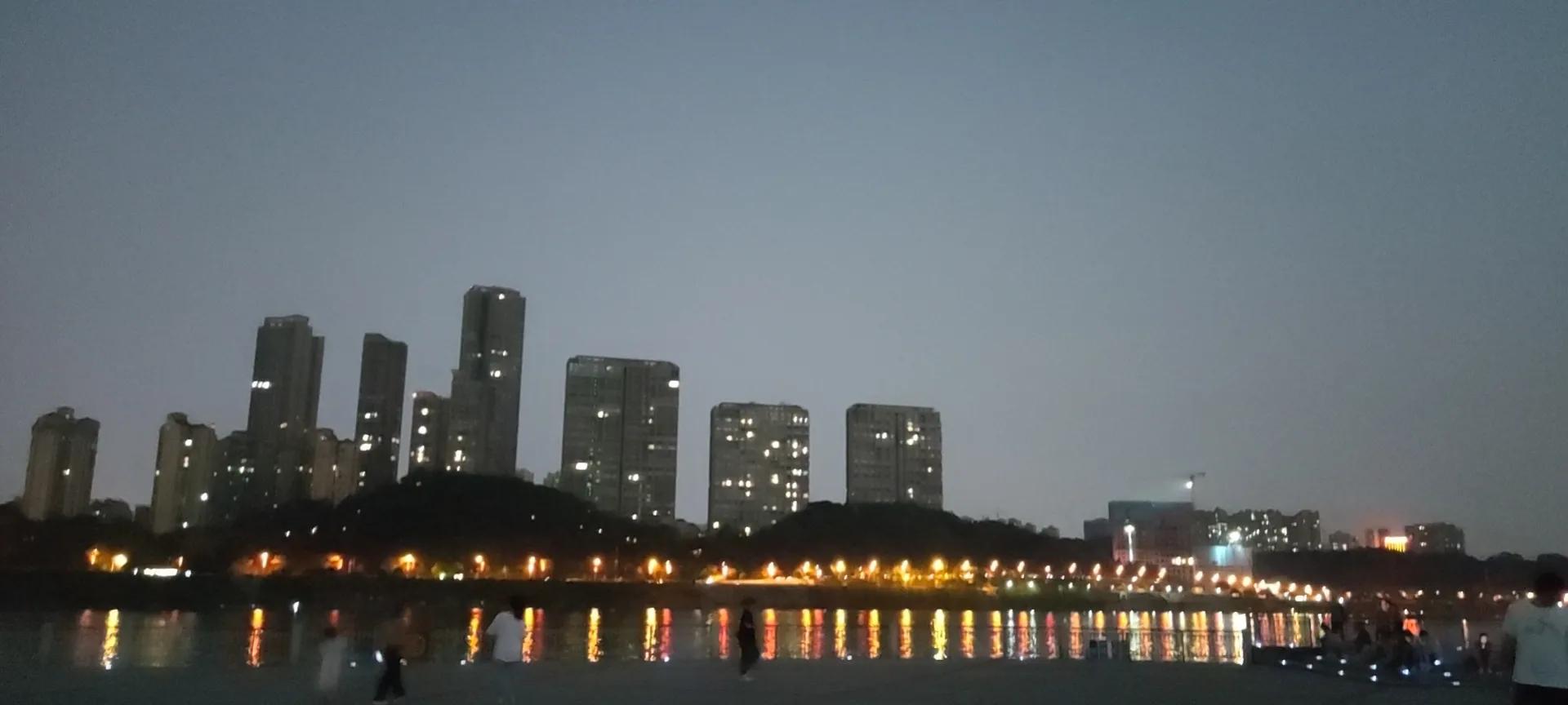 One-day tour to Changsha Wuyi Square on National Day, travel notes - iNEWS