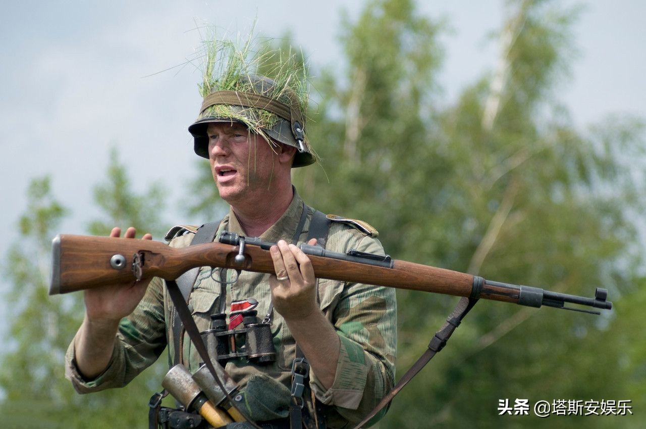 German light weapons of World War II: Kar98K bolt action carbine rifle ...