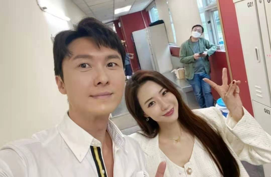 Threatened by netizens!The TVB theme song, Ju Zi Qiao, deleted her post within seconds after ...