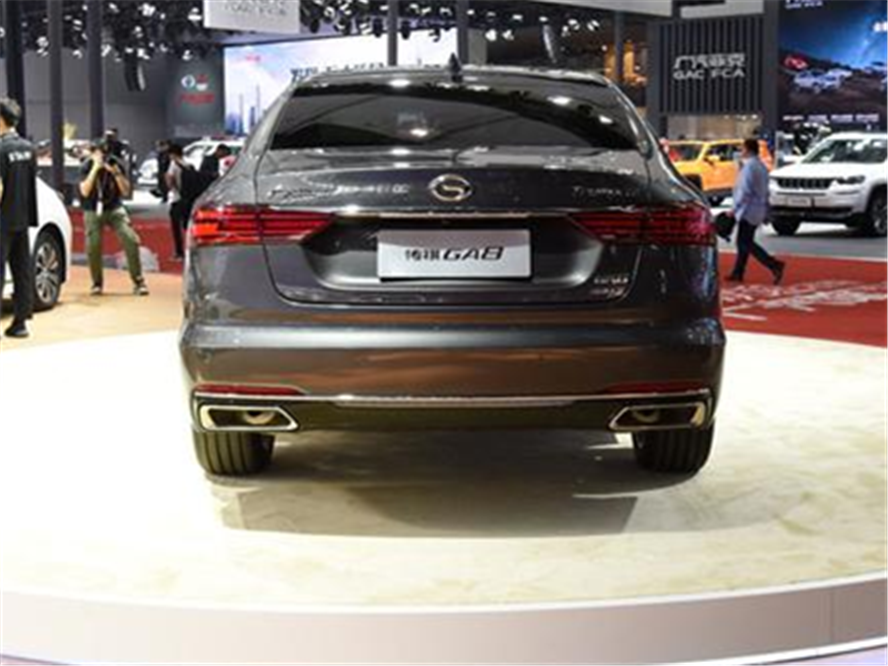 Another strength "Made in China"!The car is more than 5 meters long and ...