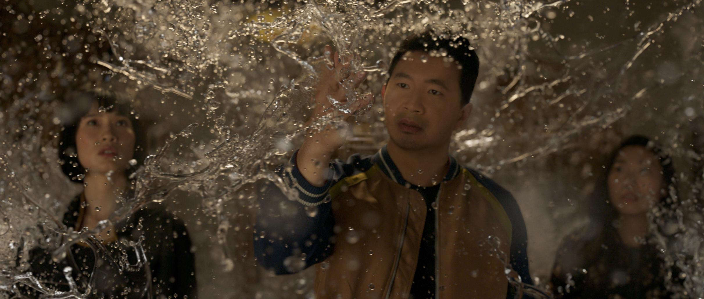 "Shang Qi" broke 820 million at the box office in 3 days, and the role ...