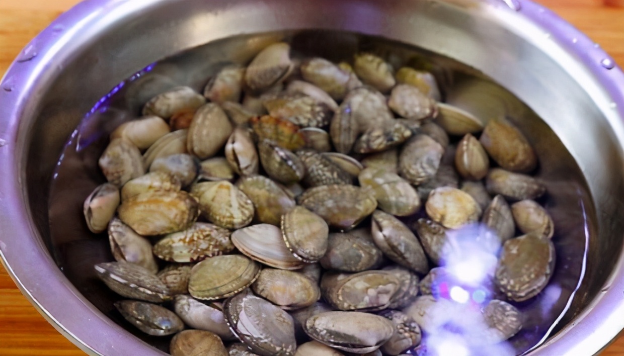 Do not soak in salt water for spitting sand. Old fishermen teach you ...