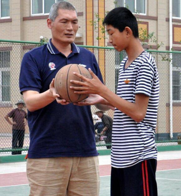 If you want your child to be tall, parents should pay attention to ...