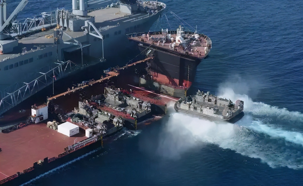 The US military's new 90,000-ton giant ship is coming to the South ...