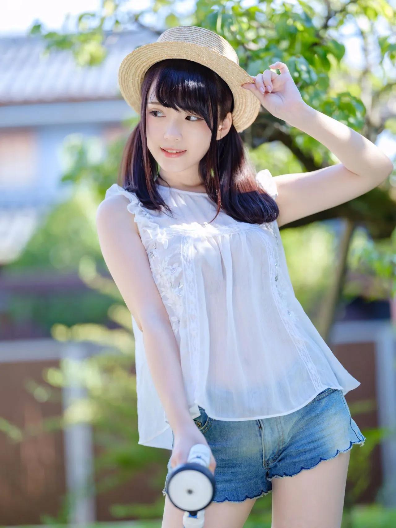 Amase Otowa has a new picture posted in Kyoto, and fans ask if this is ...