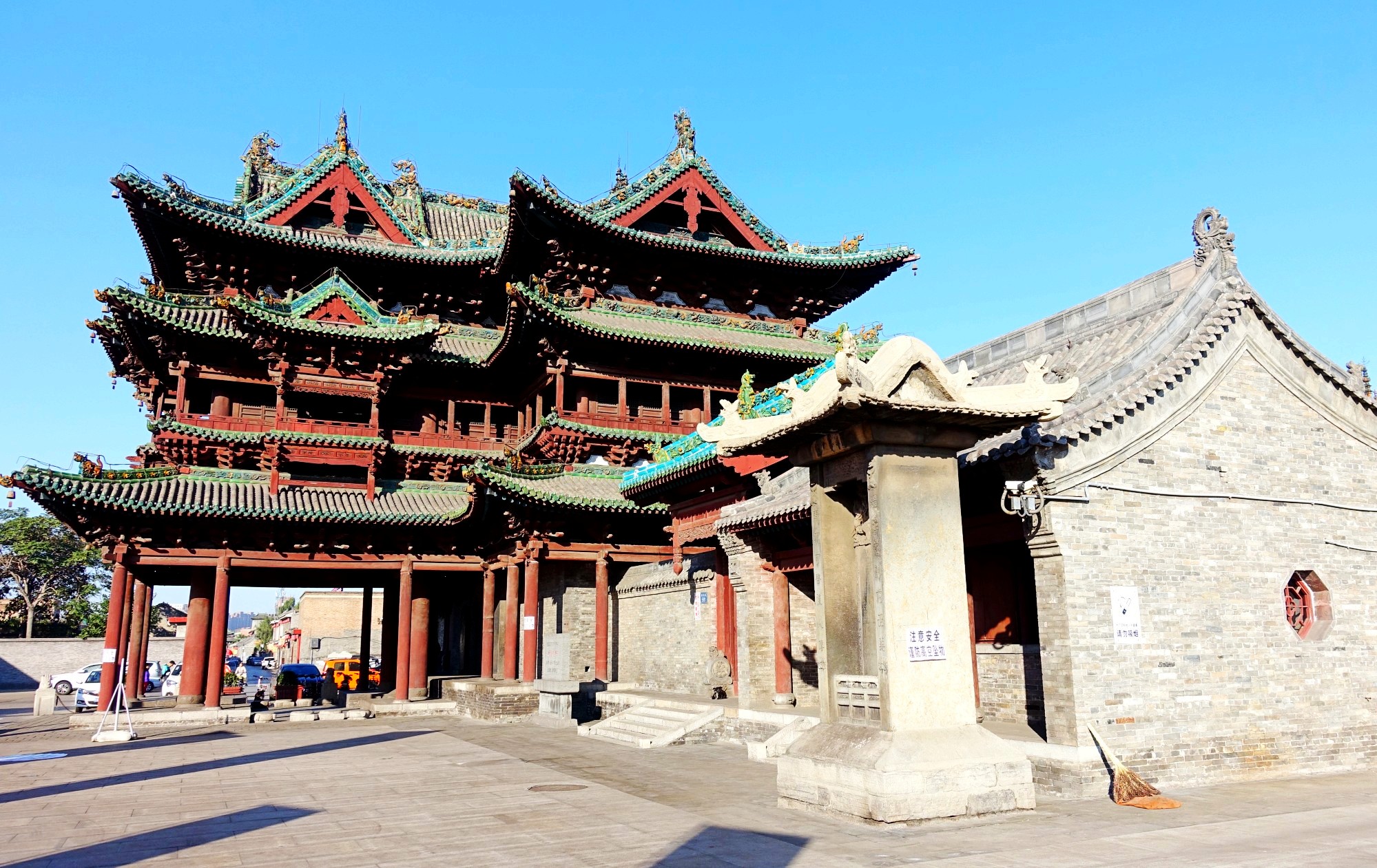 The strange-looking Zoroastrian Tower bears witness to the long-lost ...