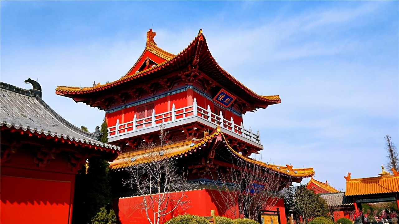 Jining has a famous monument, known as the first field of Eastern Tu ...