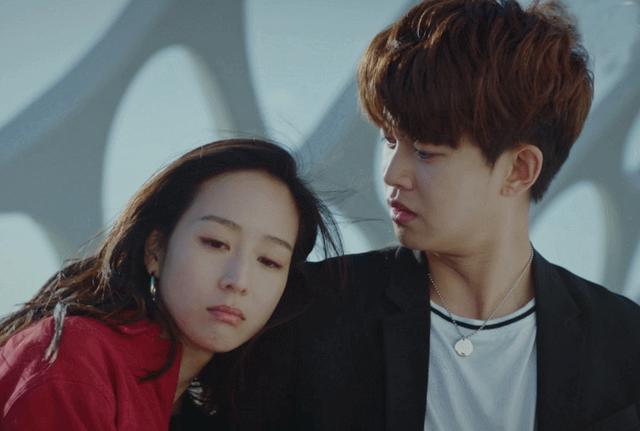 The 39-year-old Janine Chang and the 32-year-old Ren Jialun, their ...