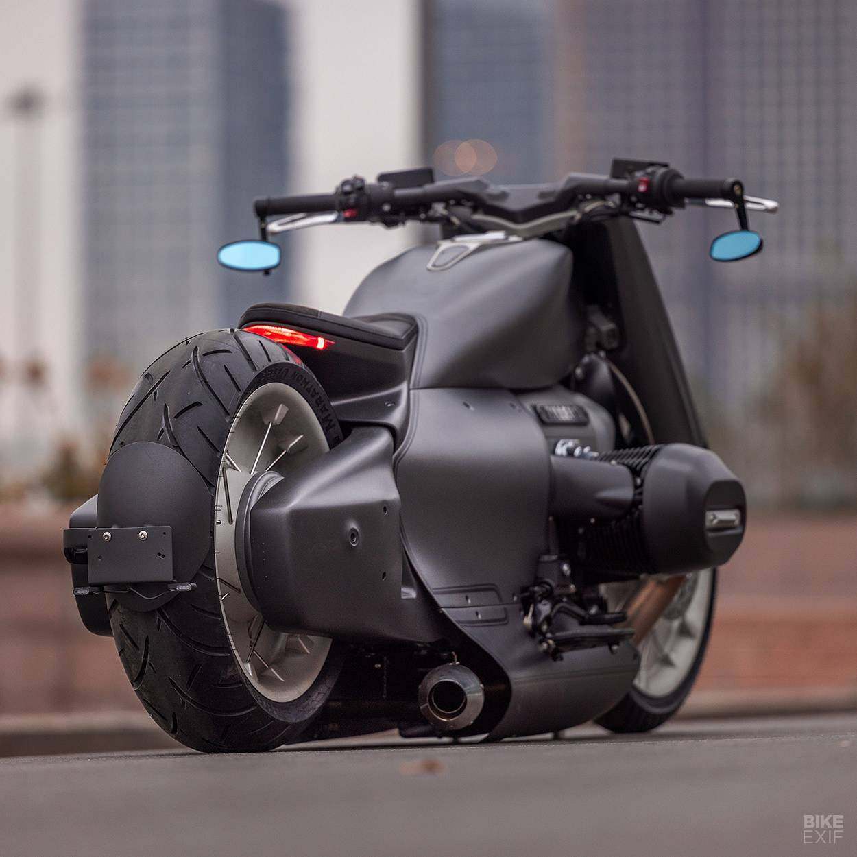 "Modified" BMW R18 with air suspension, in addition to being handsome ...