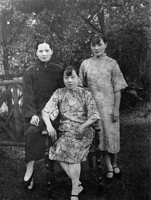 Soong Ching Ling and Soong Mei Ling both suffer from a disease, one was ...
