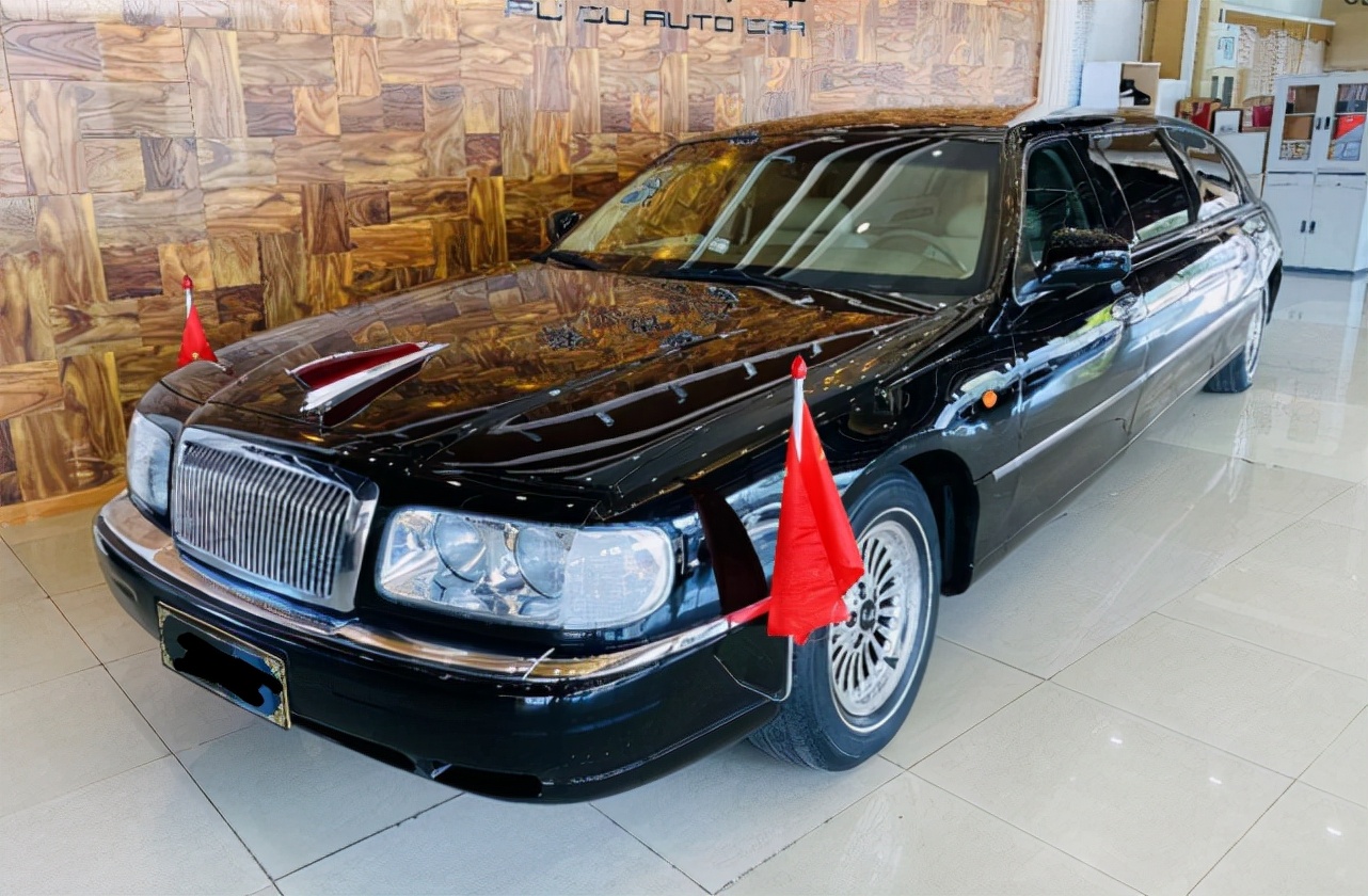 Beijing encountered a Hongqi bulletproof car, nearly 7 meters in length ...