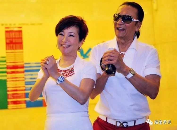 67-year-old Deborah and her second-married husband show up for ...