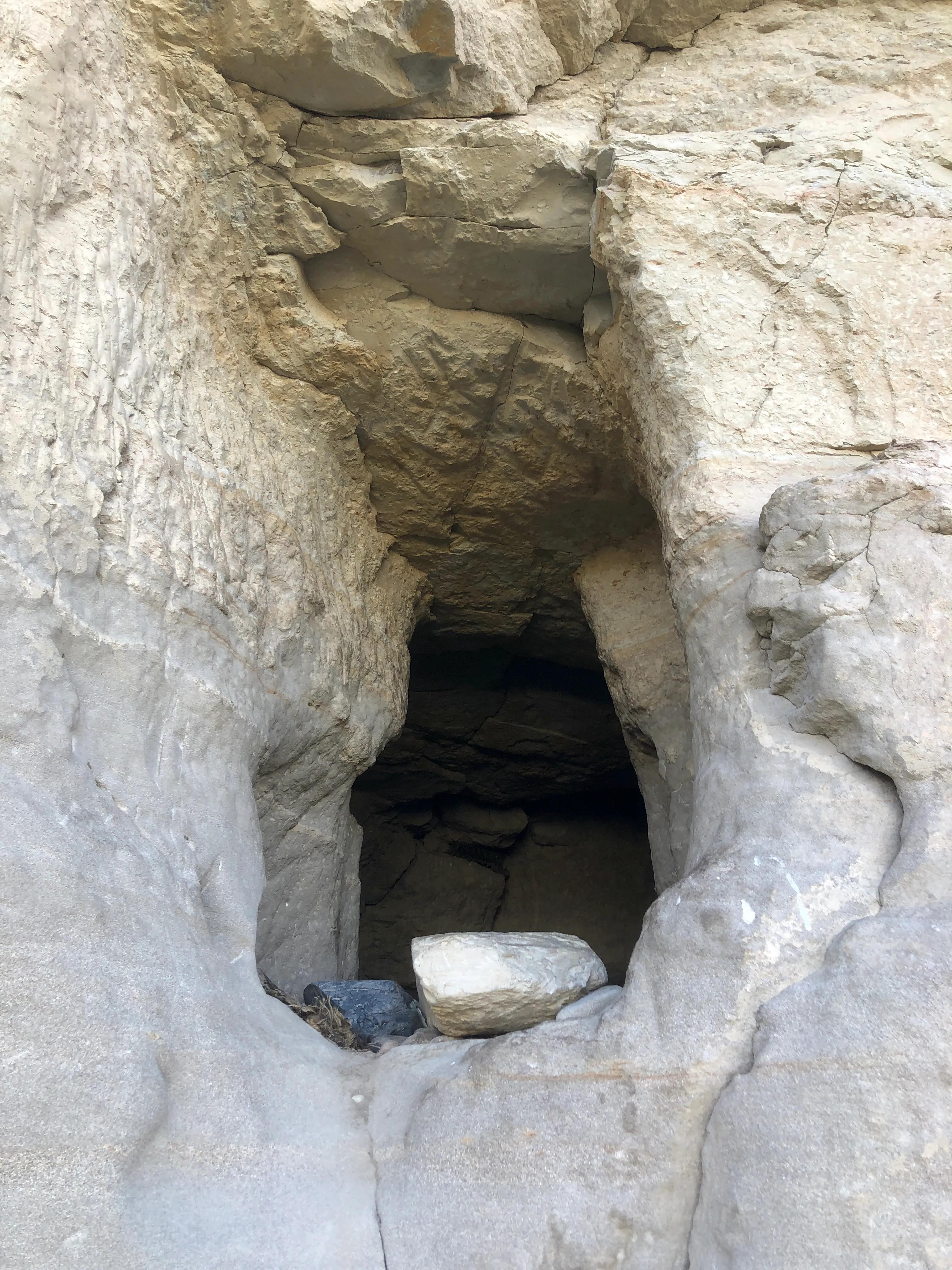 Zada Earth Forest National Geopark, Tibet-Tibetan Corpse Cave - iNEWS