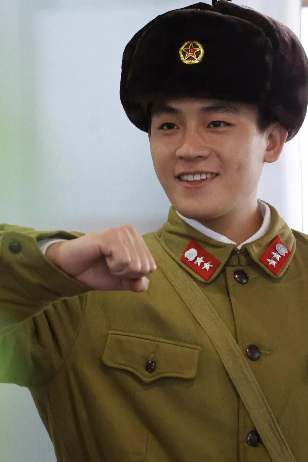 Lei Feng - iNEWS
