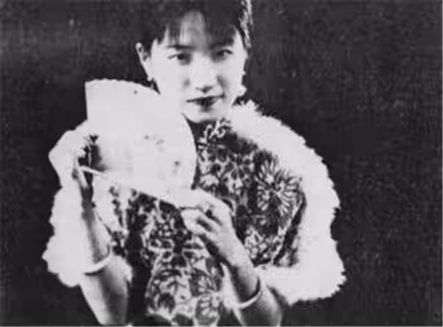 Lu Xiaoman: How many secrets did you take away?Decline in the first ...