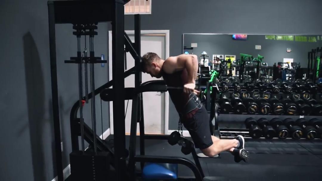 "Parallel bar arm flexion and extension" practice like this, you can ...