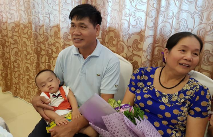 The Vietnamese woman gave birth to a son at the age of 60, the oldest ...
