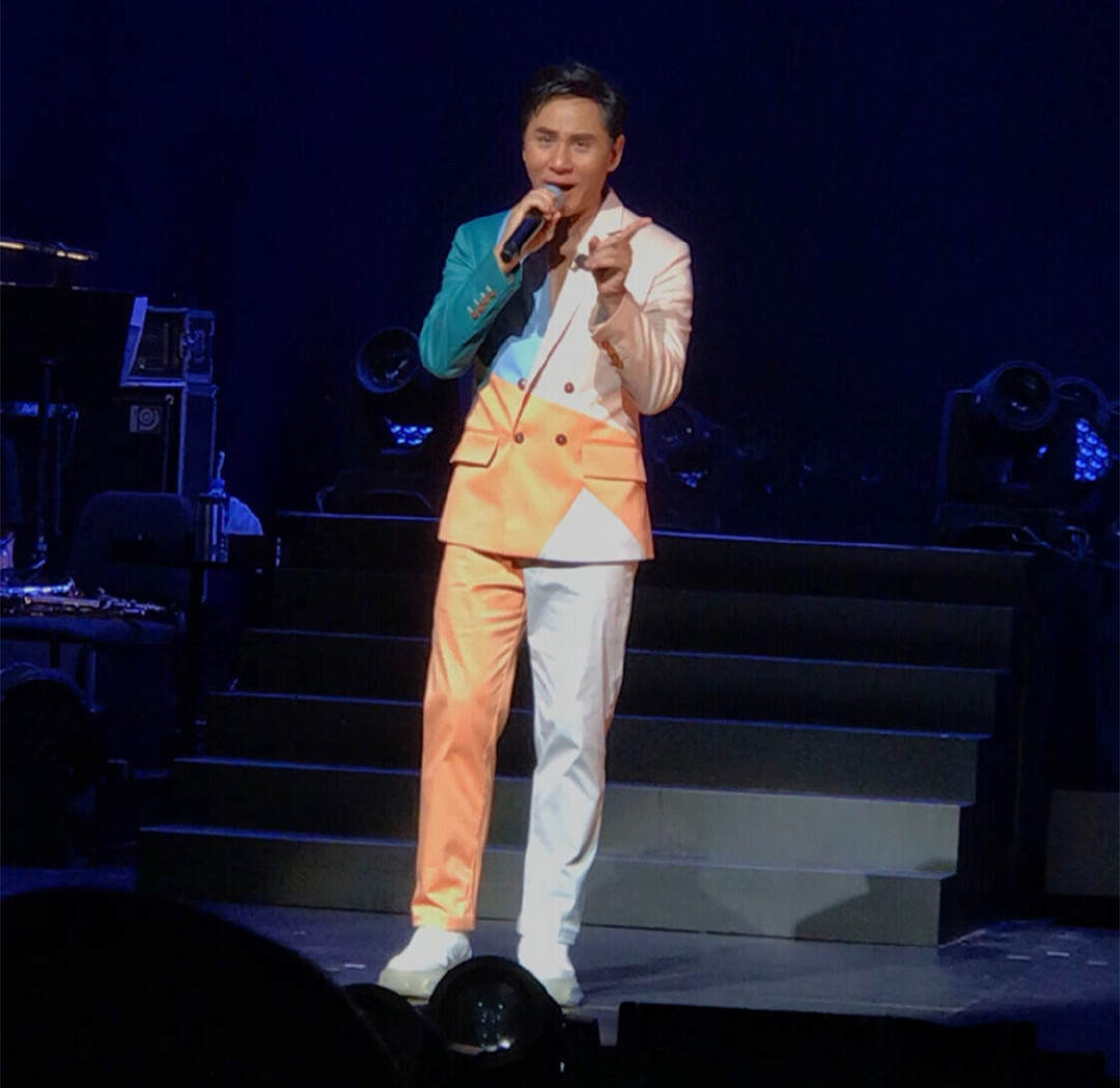 Huang Kaiqin is in the same frame as Zhou Huimin, who has been exposed ...