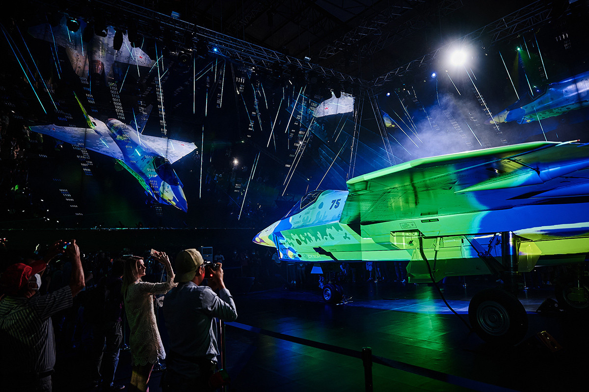 The Russian Checkmate "Checkmate" fifth-generation light single-engine ...