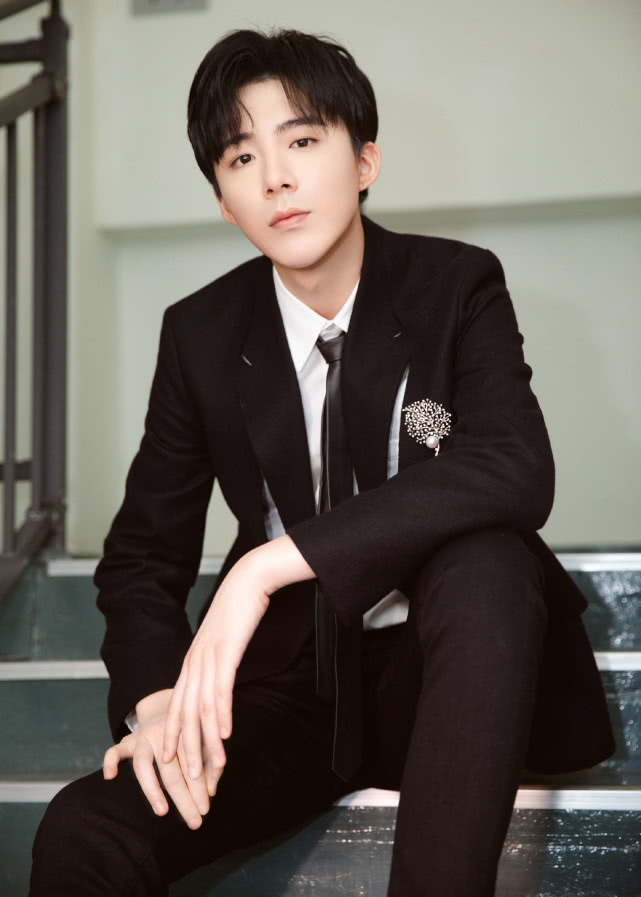 Grandfather and grandchildren depend on each other, have been a chef ...