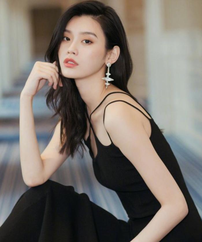 Xi Mengyao: Victoria's Secret supermodel married into the gambling king family, Xie Na Chen ...