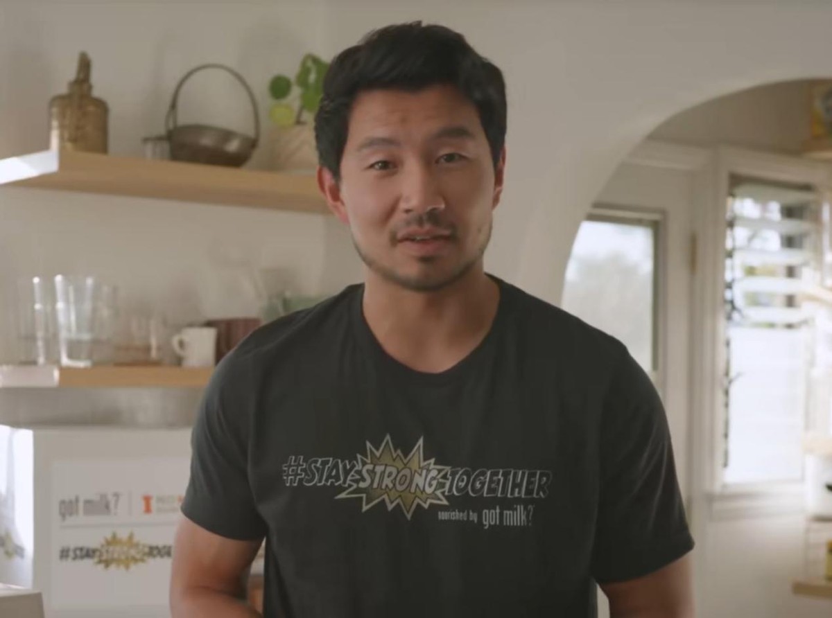 The Marvel fashion actor shows off a good figure, with strong arms and ...