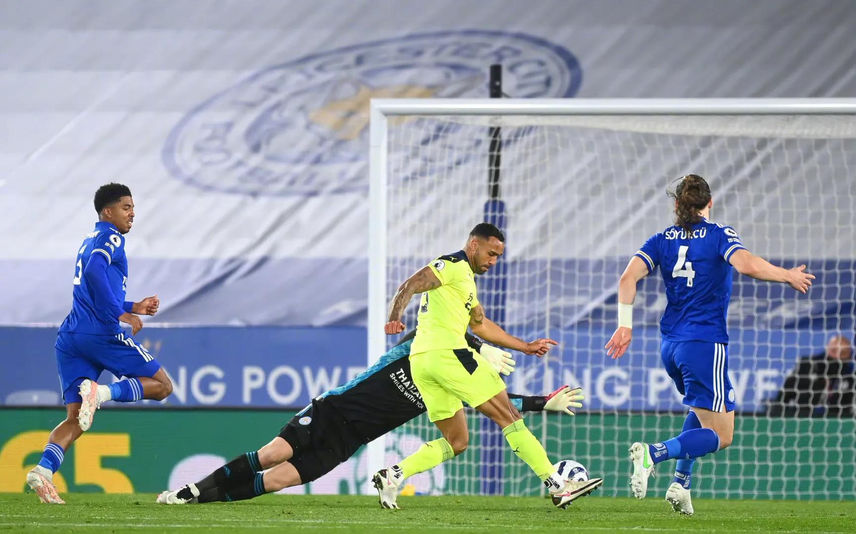 Premier League's latest standings: Leicester City's upset defeat still ...