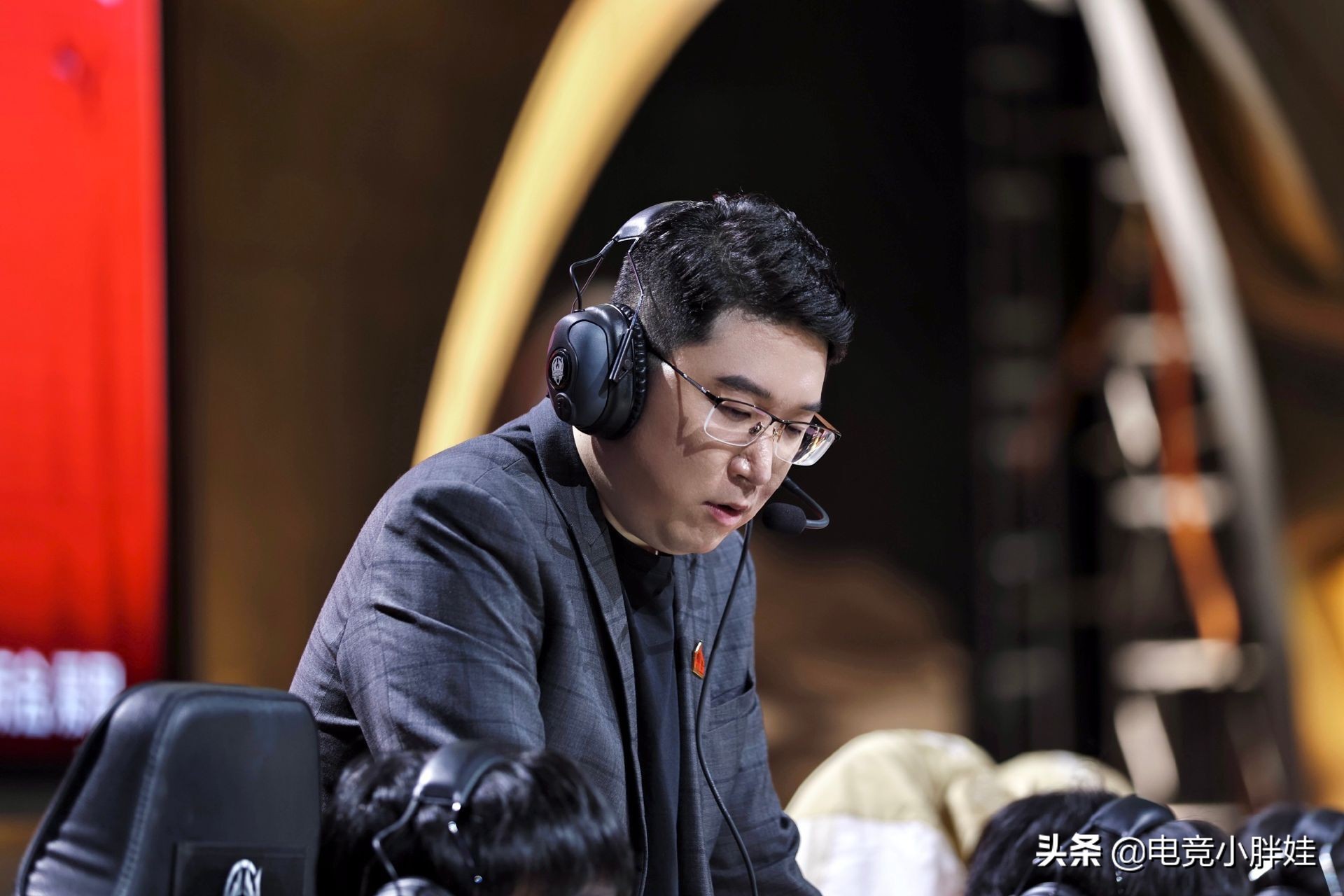 A high-profile proposal of Menglei in the AG Super Play Club, a photo ...