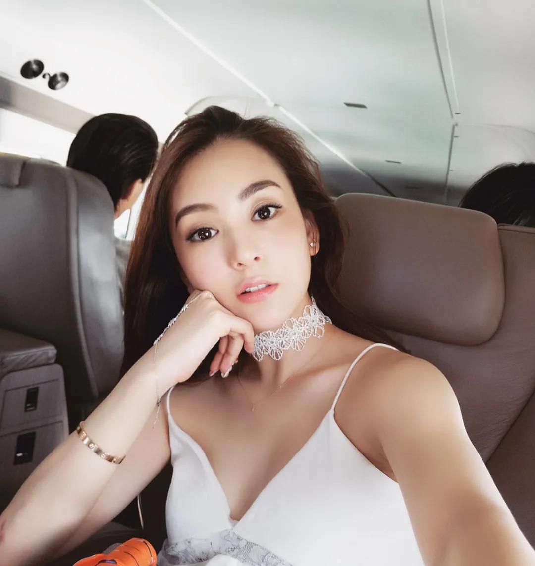 Tian Wang's sister-in-law Fang Yuan is super beautiful in a pink dress!Snow skin jade looks too ...