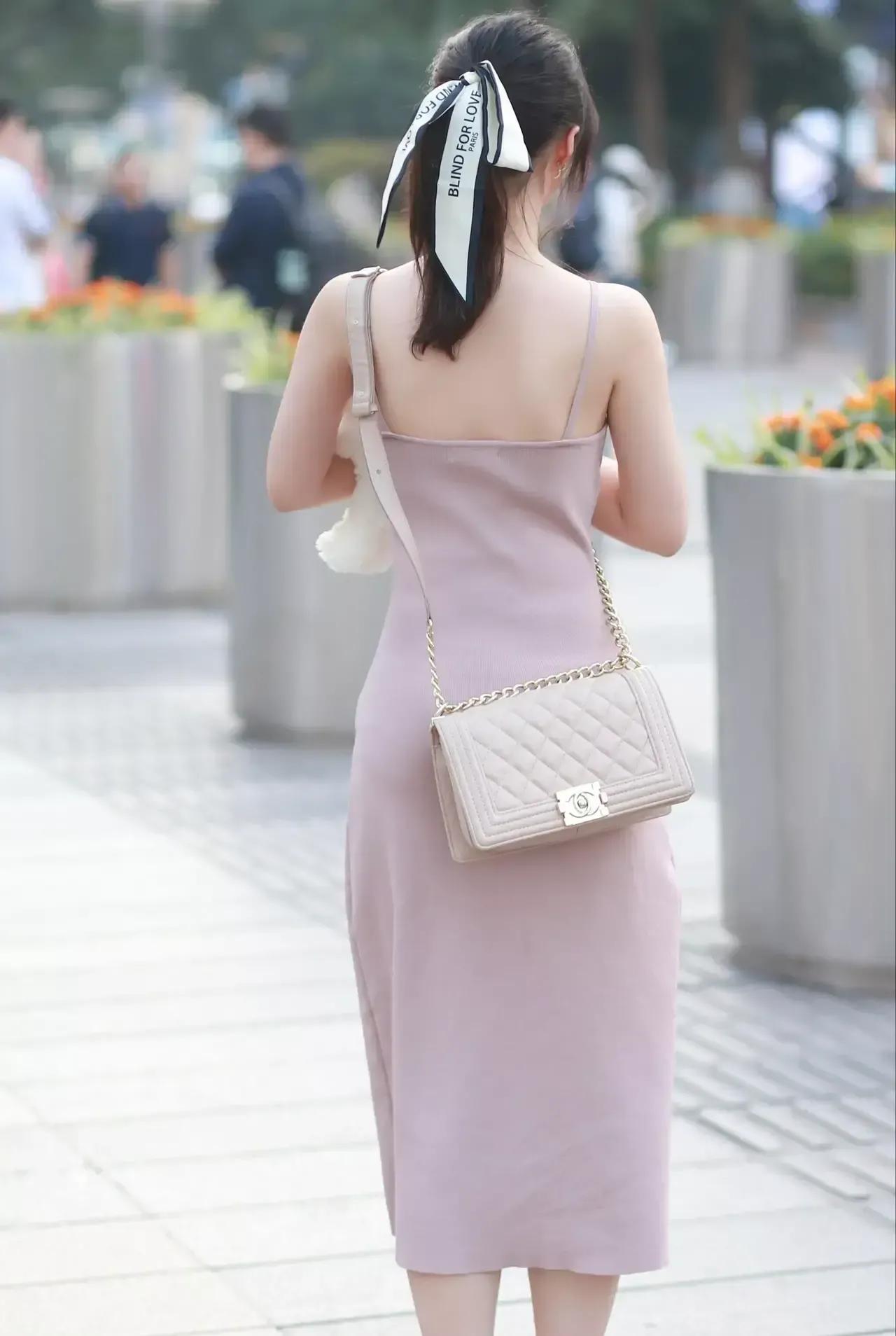 The most beautiful scenery in summer, get up and learn how to wear it ...