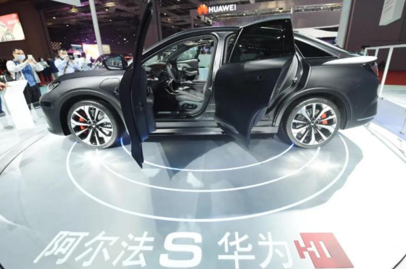 Zhou Hongwei: The 360 car only costs 100,000!360, which builds cars for ...