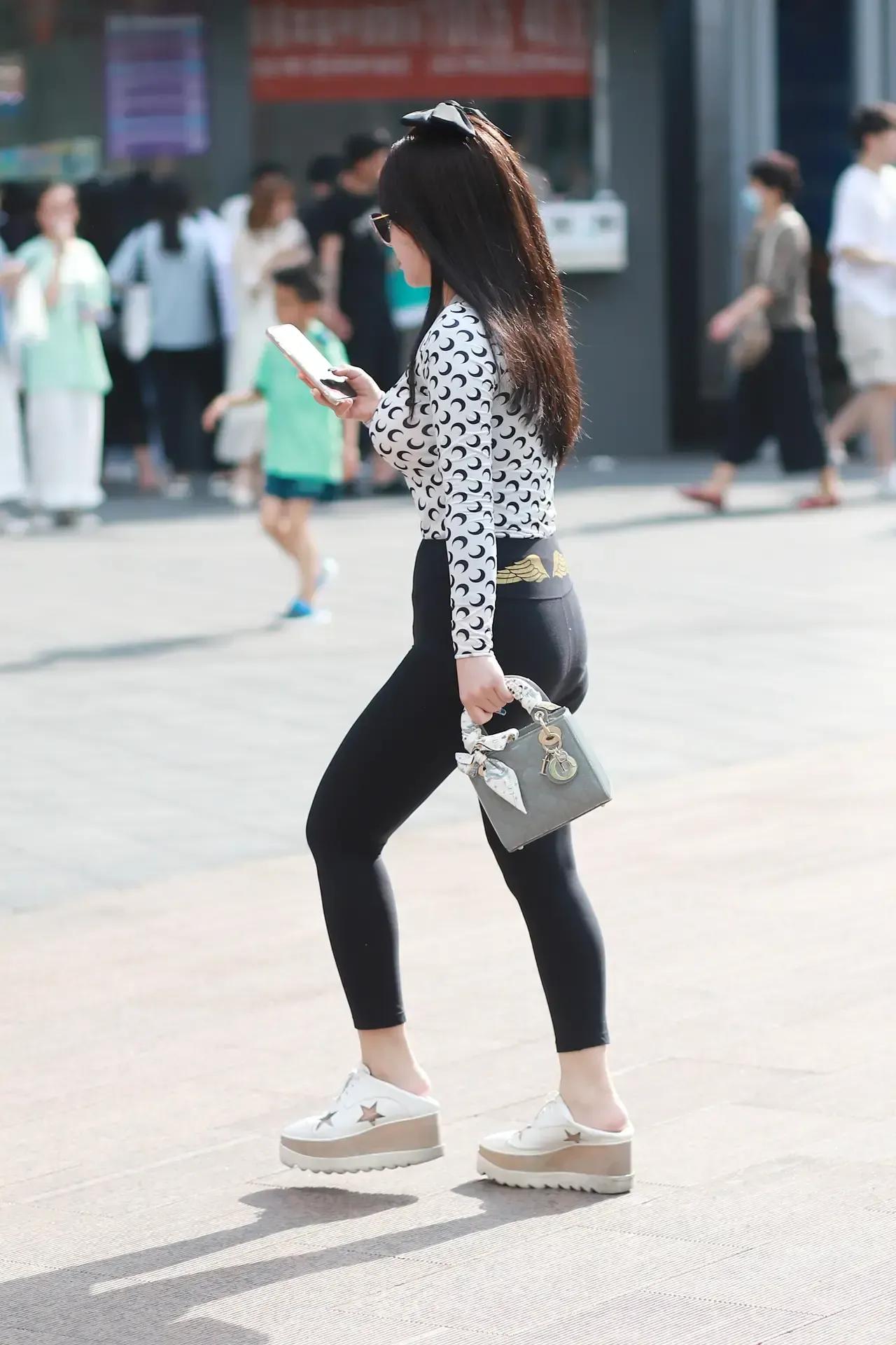 The most beautiful scenery in summer, get up and learn how to wear it ...