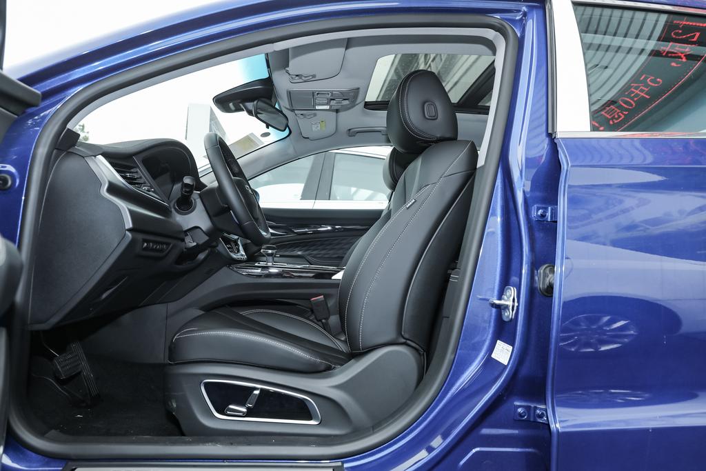 How to check and add engine oil for Geely cars - iNEWS