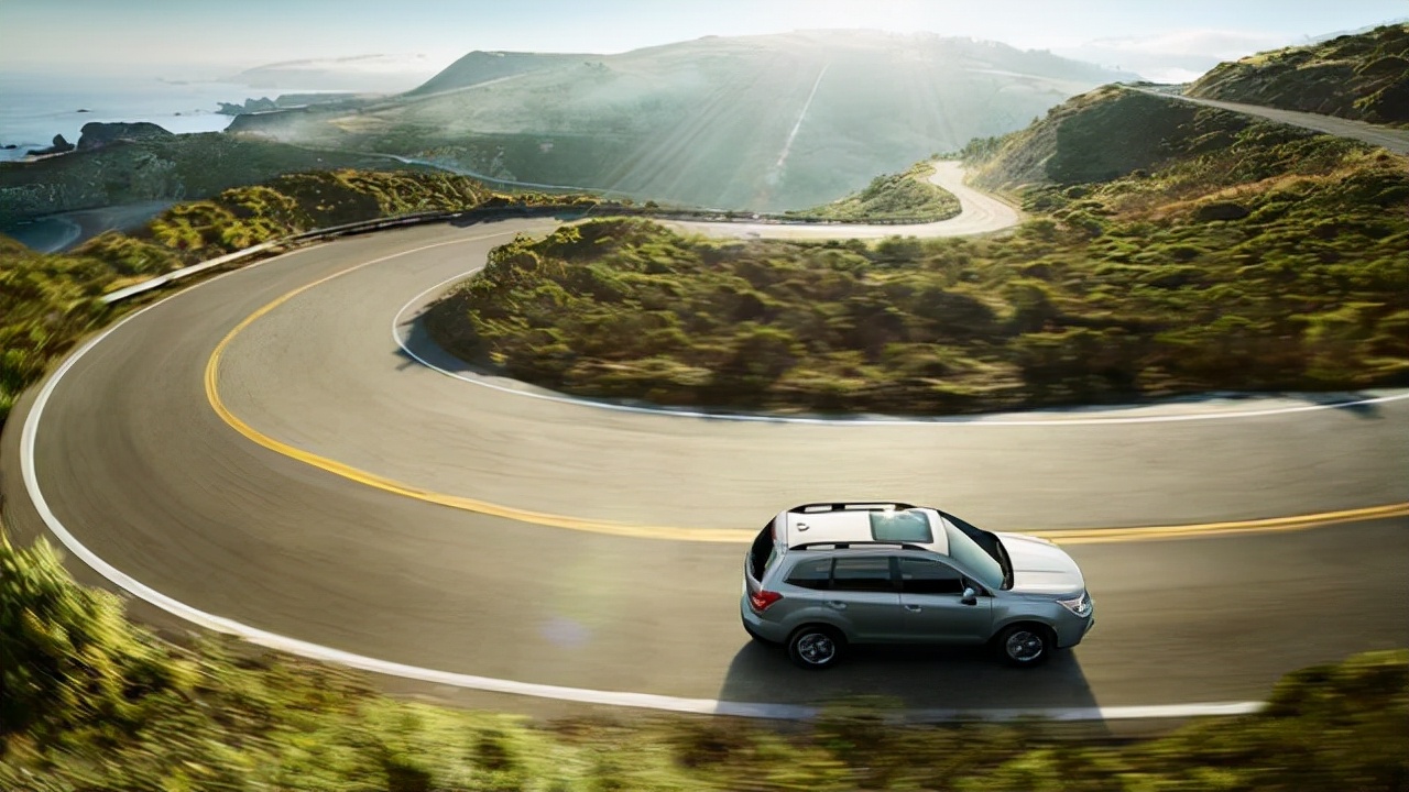 When driving on a curve, what is the top speed when driving - iNEWS