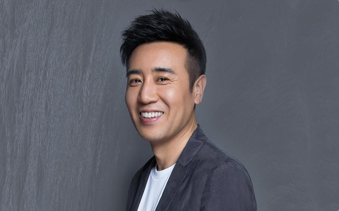 The two "beautiful" women around Yu Hewei, one has loved him for 29 years, and the other made ...