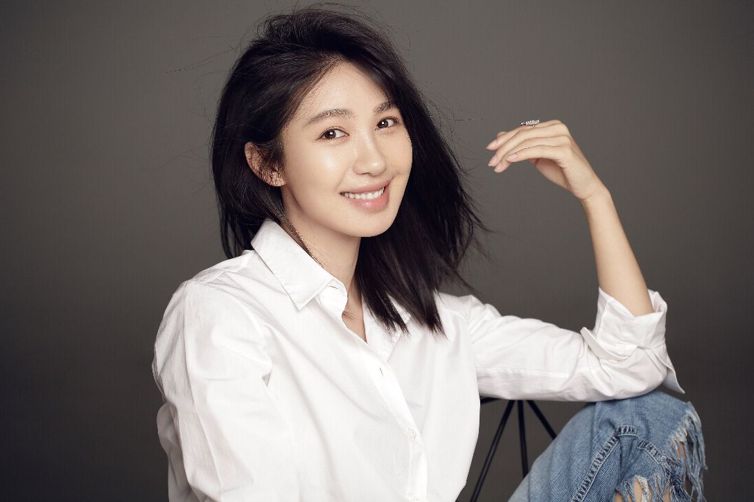 Perfect body-the second shot of Li Fei'er photo - iNEWS